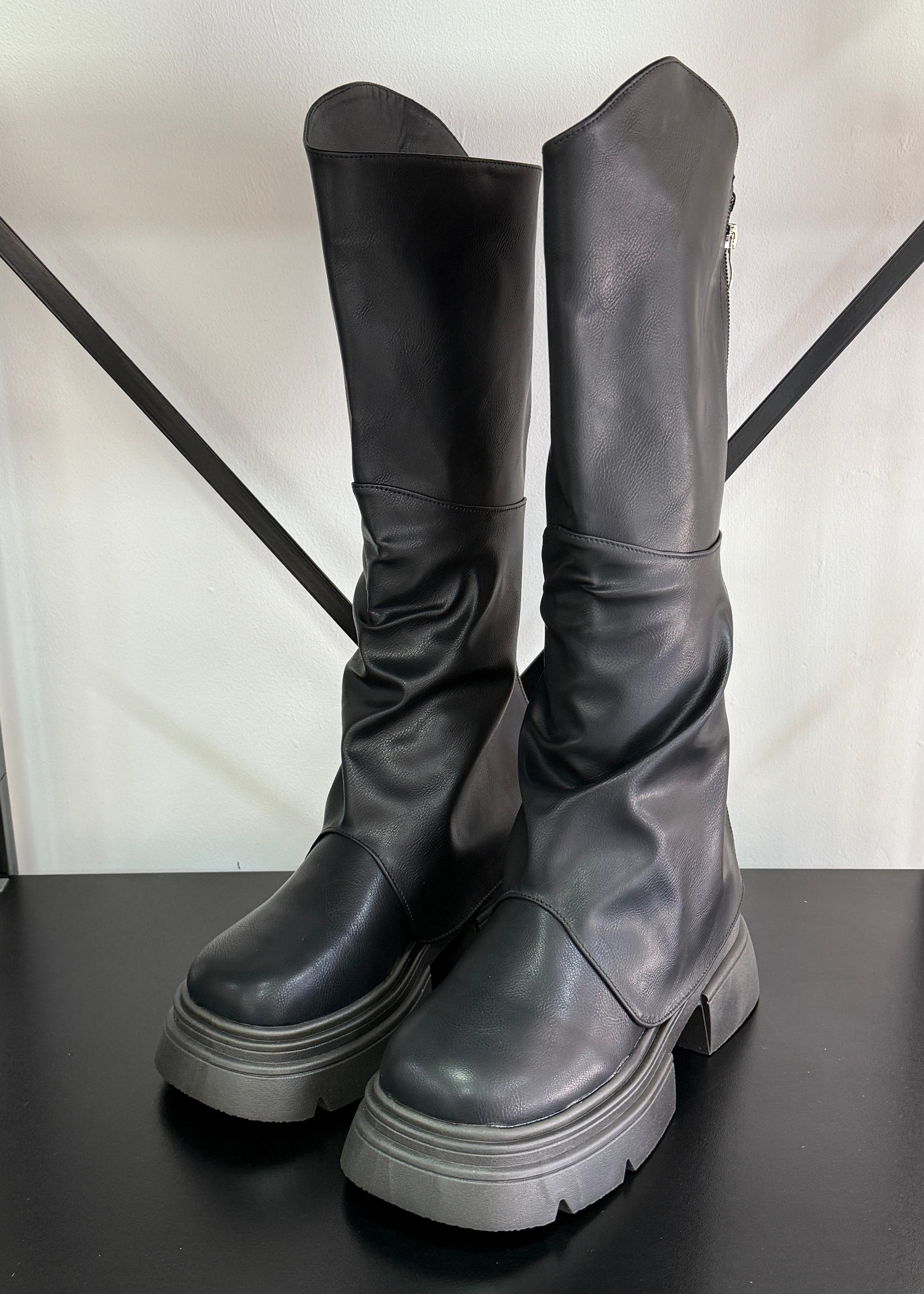 Botas Mujer Bucaneras con Polainas - Negras – RELIEVE